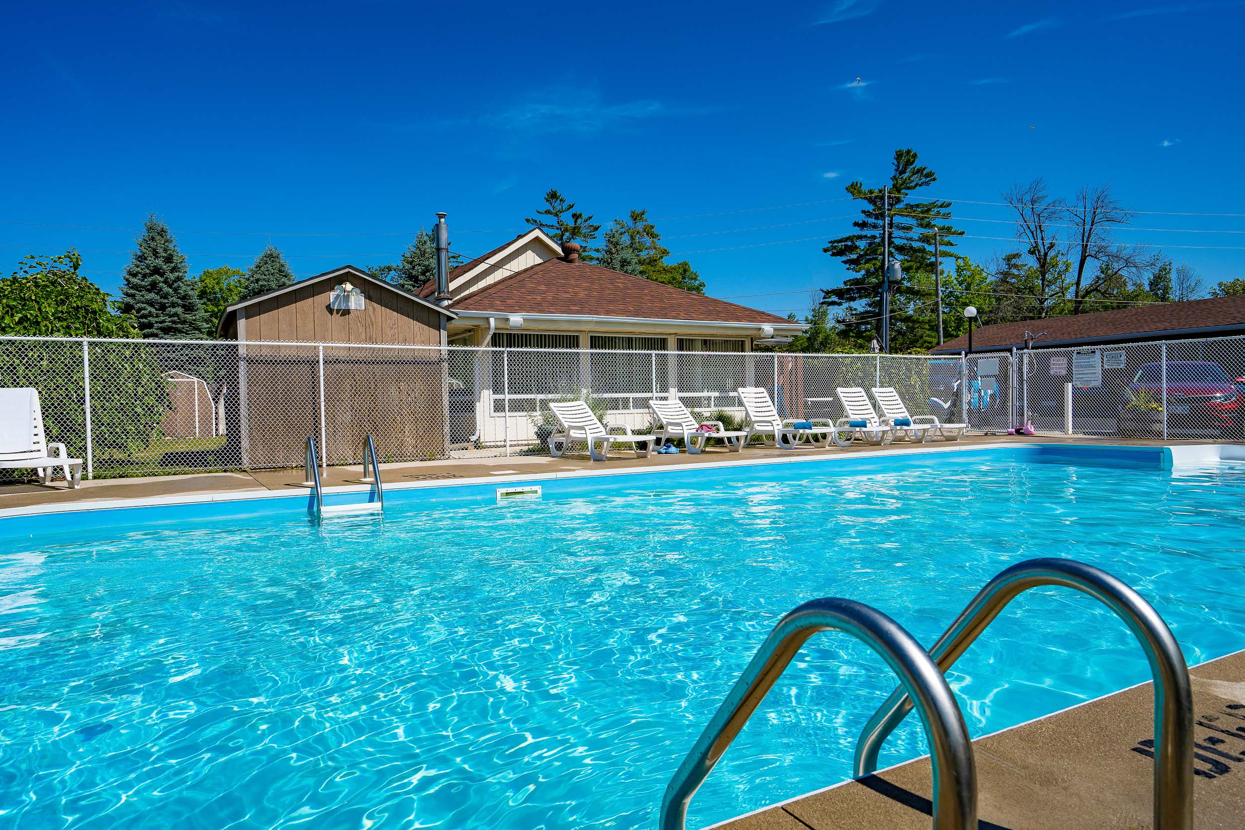 Beach1.com -Beach Club by Beach1 Motel